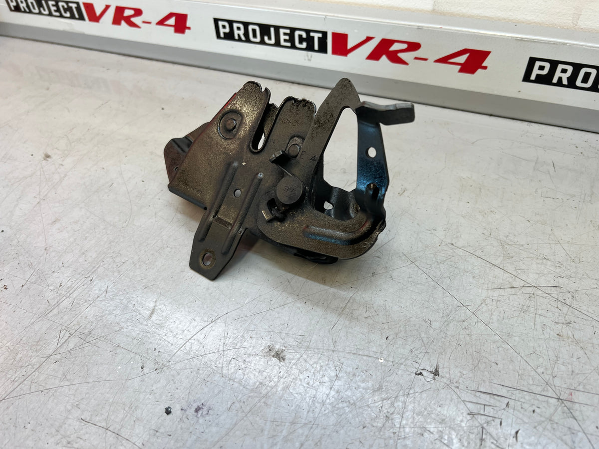 Bonnet Catch – projectvr4